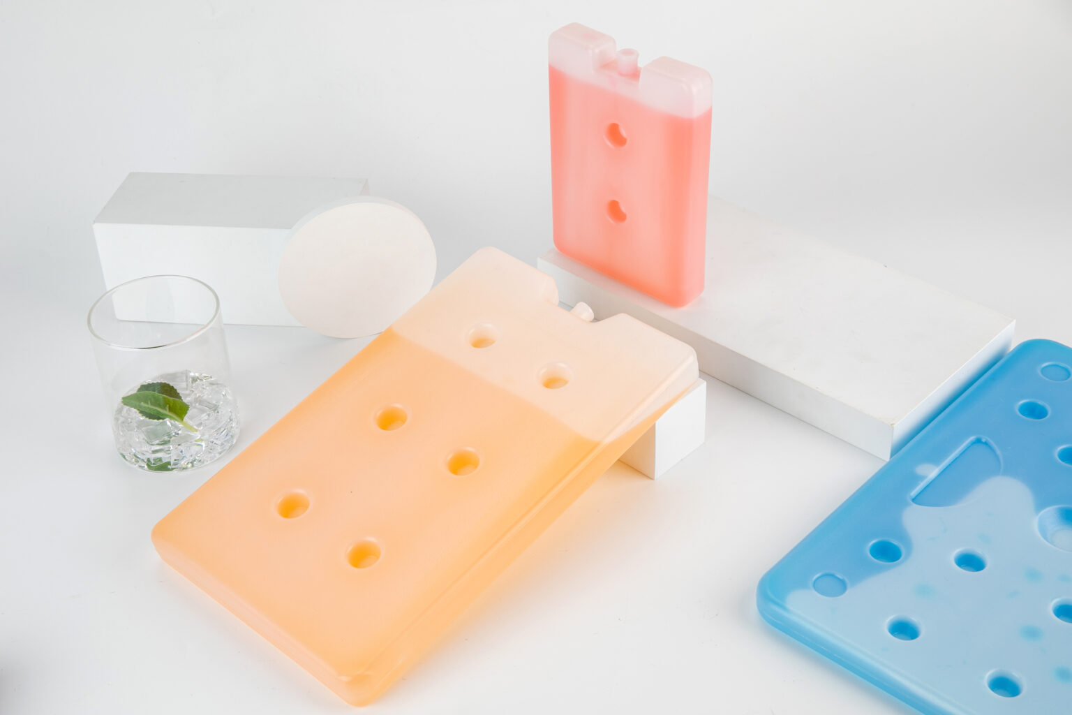 Key Considerations for Choosing Ice Boxes - tempk